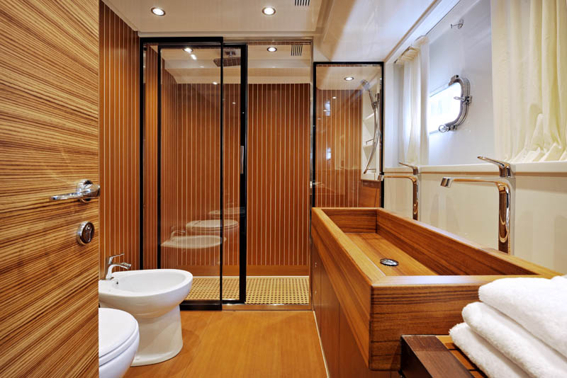 SARNICO GRANDE « modello yacht | Cantieri di Sarnico S.p.A.